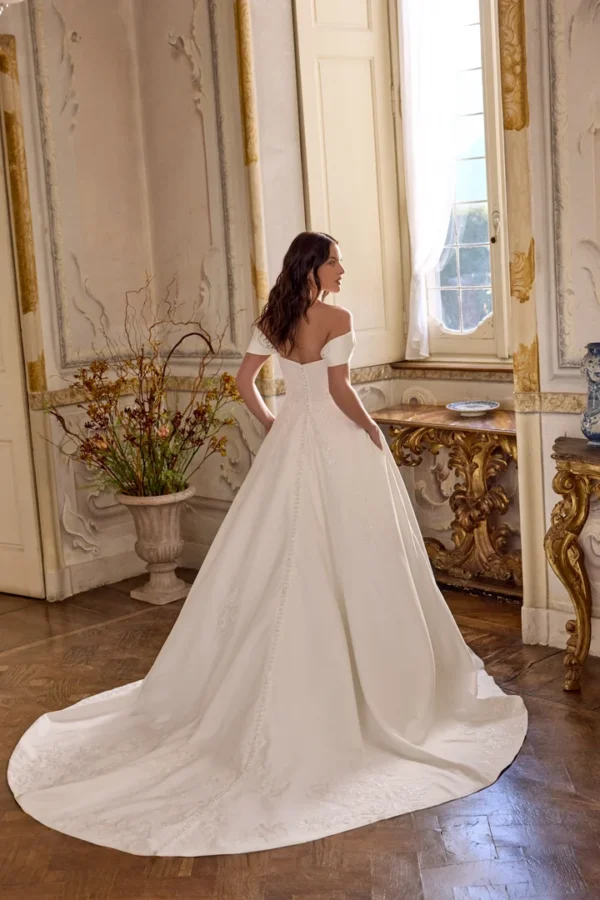 Justin Alexander Larissa - Vows Bridal